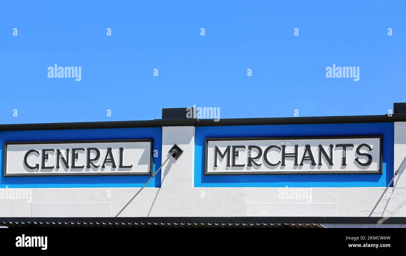 296 Art Deco building on Edith-Owen streets corner-long ago closed ...