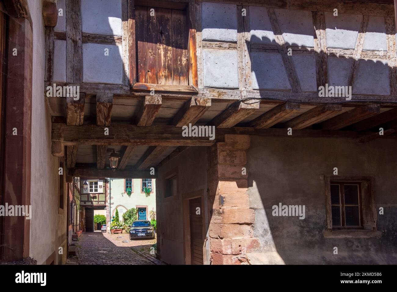 Riquewihr (Reichenweier, Richewihr): Old Town, half-timbered houses in ...