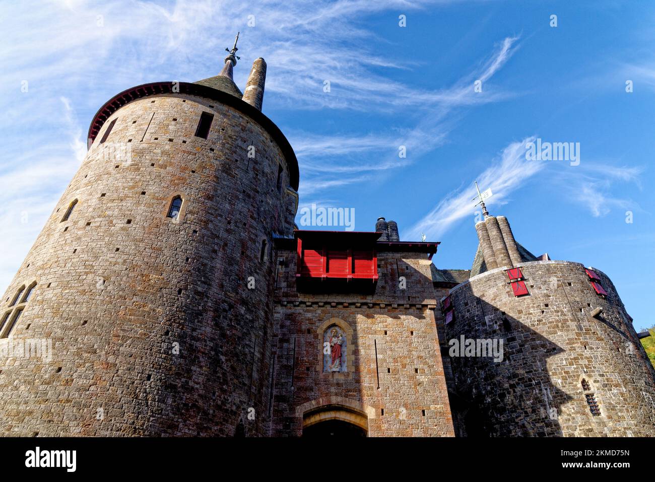Castell coch hi-res stock photography and images - Alamy