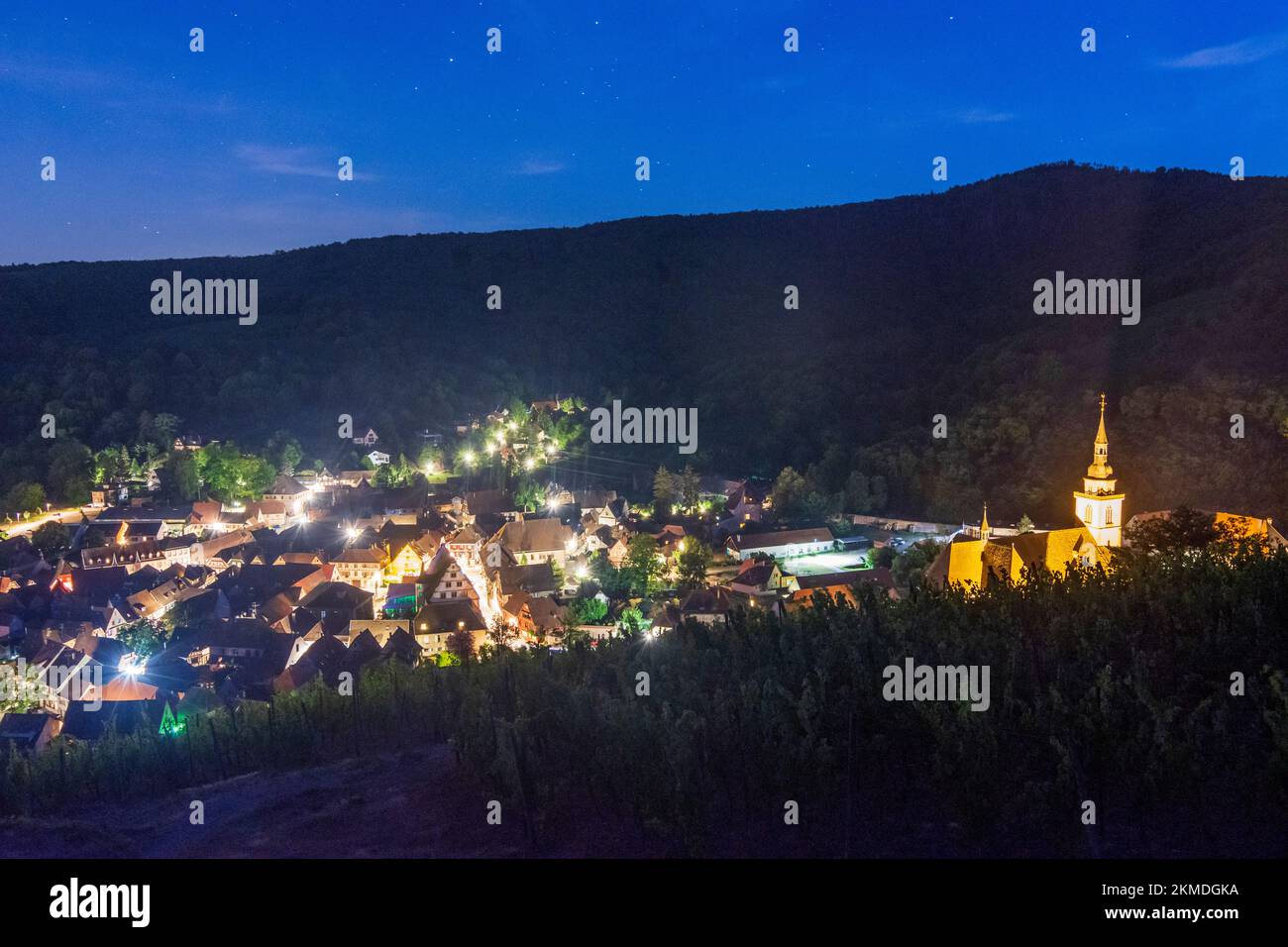 Andlau: village Andlau, vineyards, Vosges Mountains in Alsace (Elsass ...