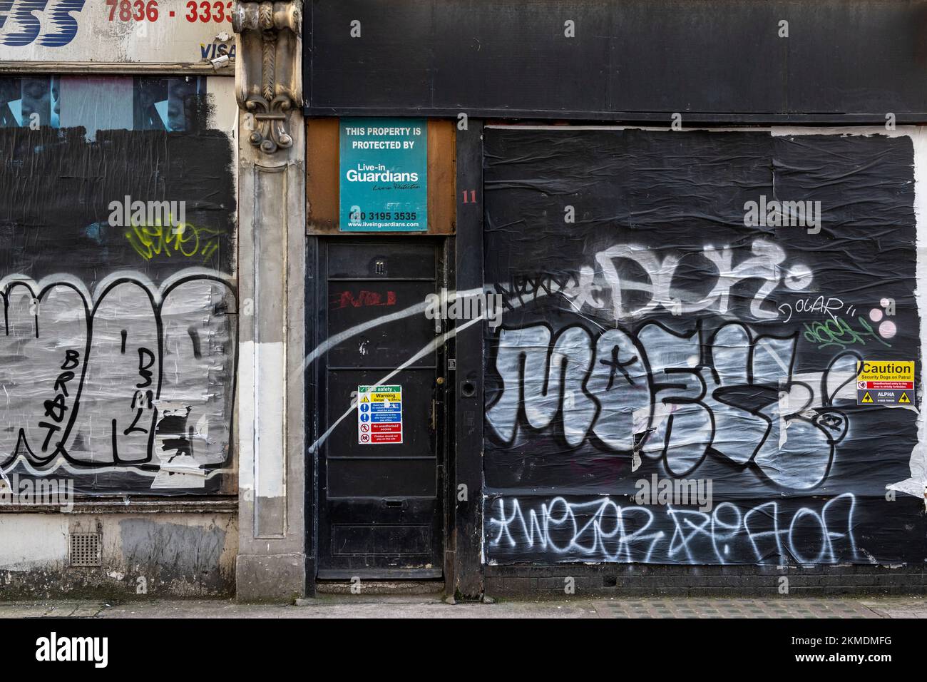 Shop front covered by graffiti hi-res stock photography and images - Alamy