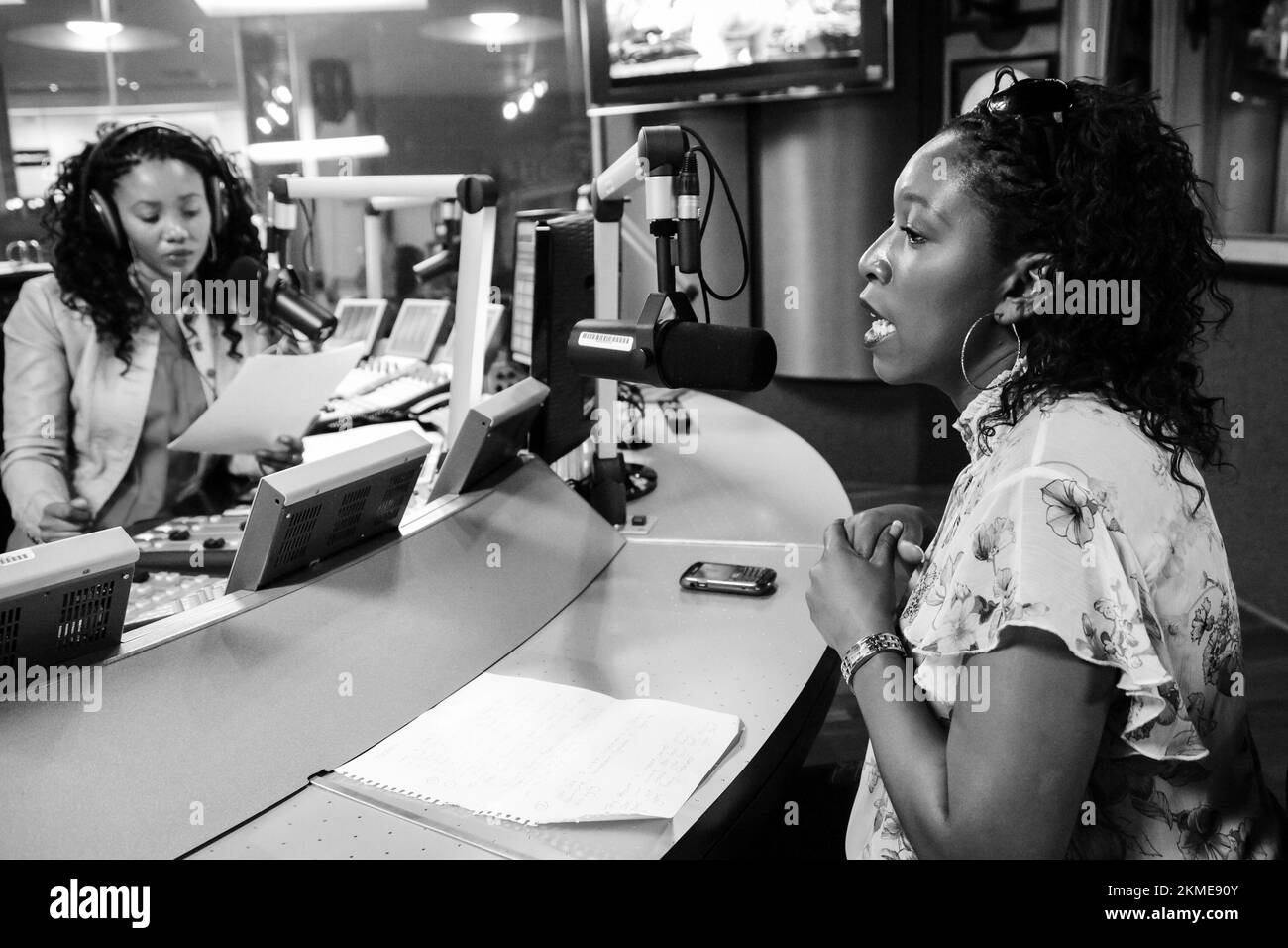 Talk show live Black and White Stock Photos & Images - Alamy