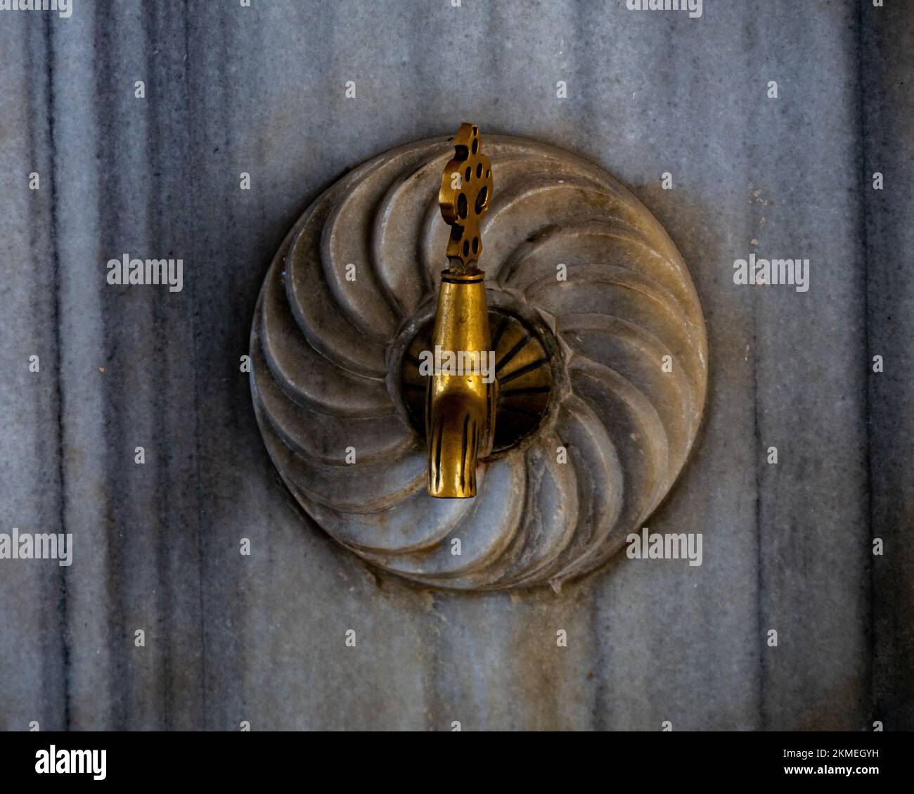 Spout valve hi-res stock photography and images - Alamy
