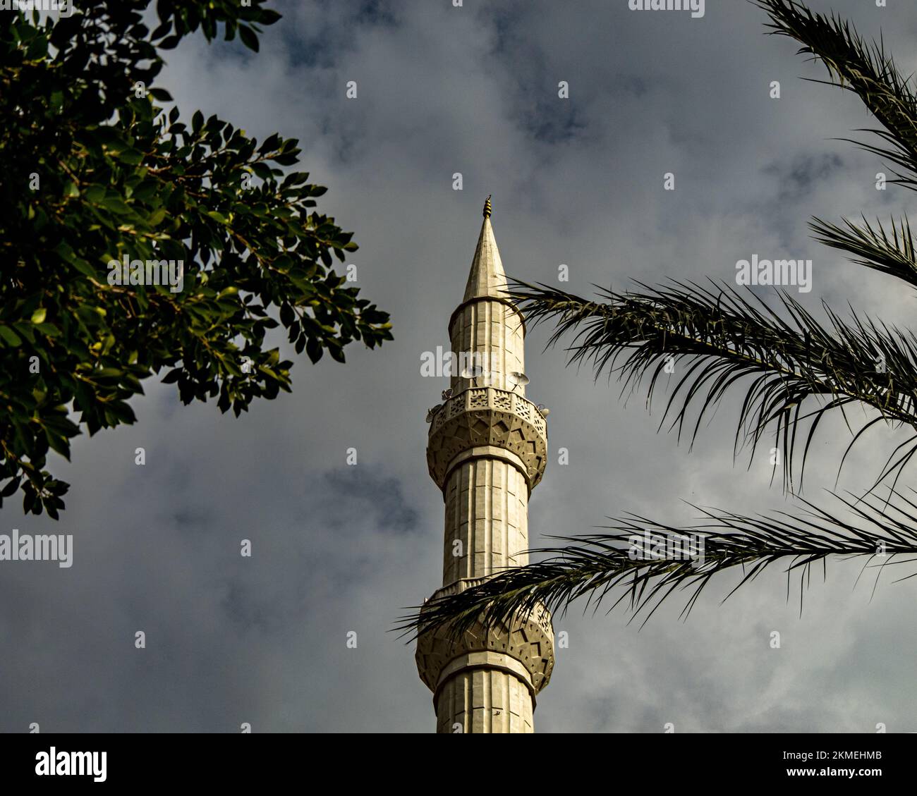 A low angle of a mosque tower Stock Photo - Alamy