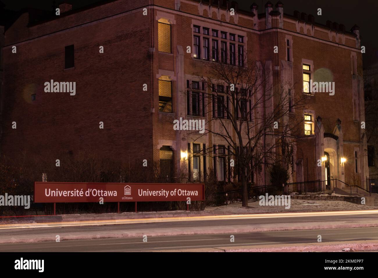 Uottawa logo hi-res stock photography and images - Alamy