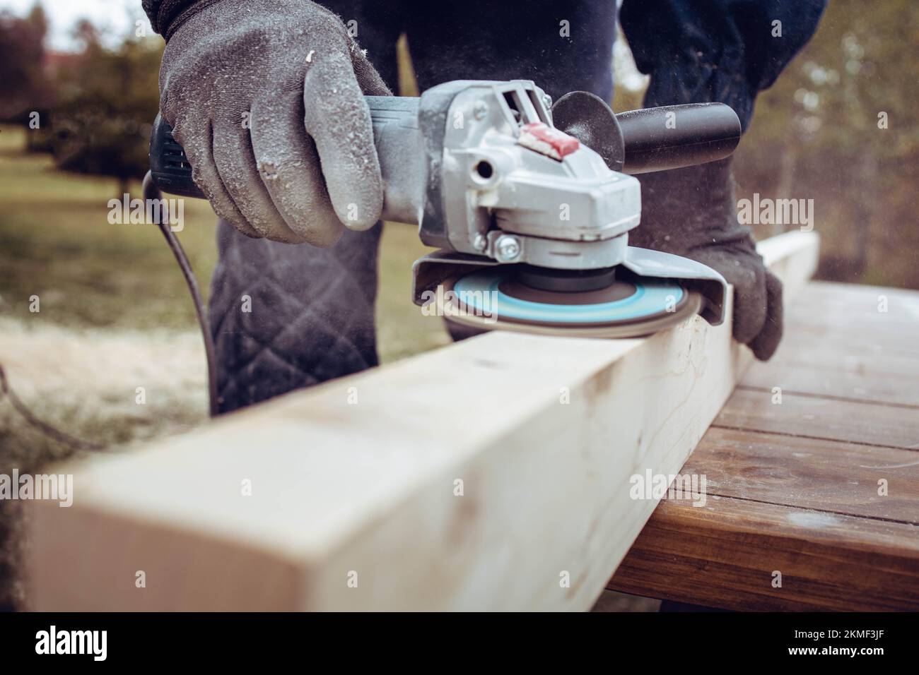 Man using grinding machine hi-res stock photography and images - Alamy