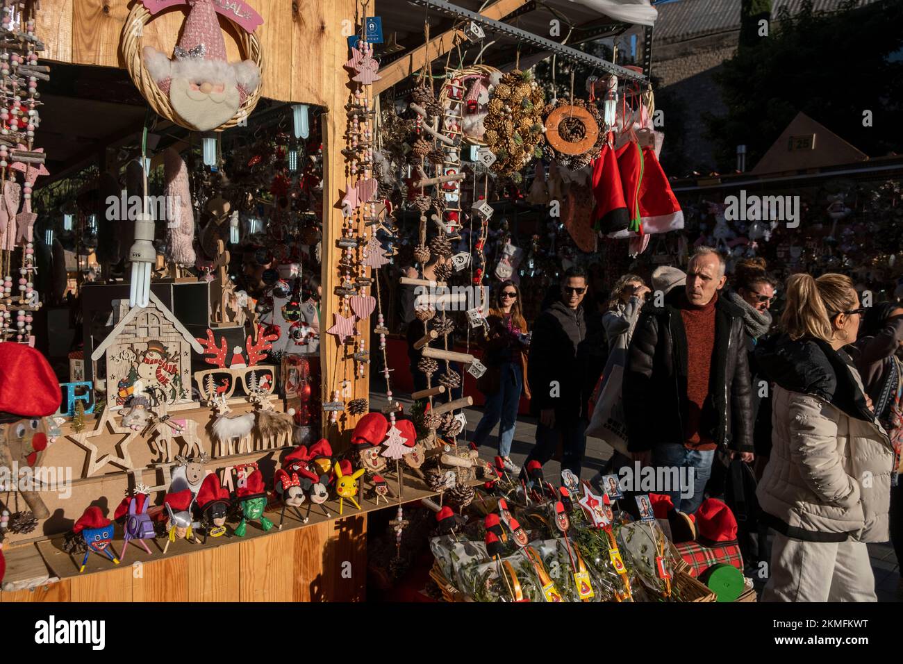 Barcelona, Catalonia, Spain. 26th Nov, 2022. Decorative objects for ...