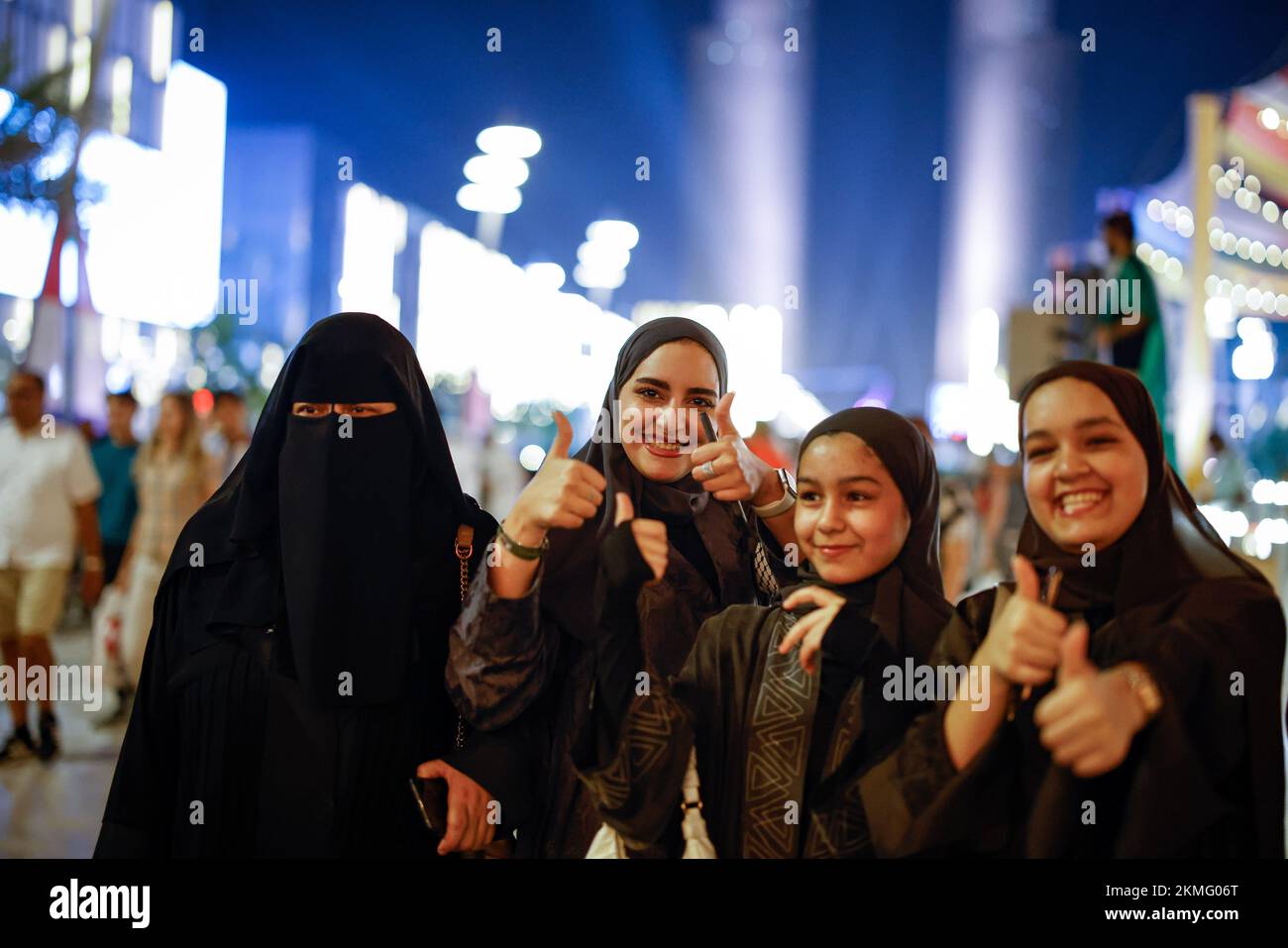 Doha, Catar. 26th Nov, 2022. Qatari women during FIFA World Cup Qatar ...