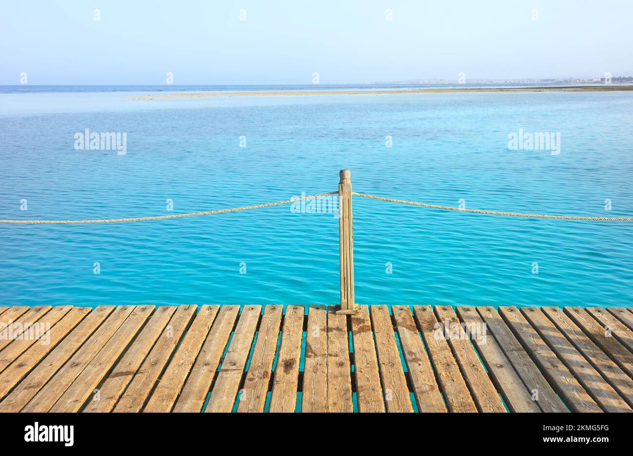 Rope railing hi-res stock photography and images - Alamy