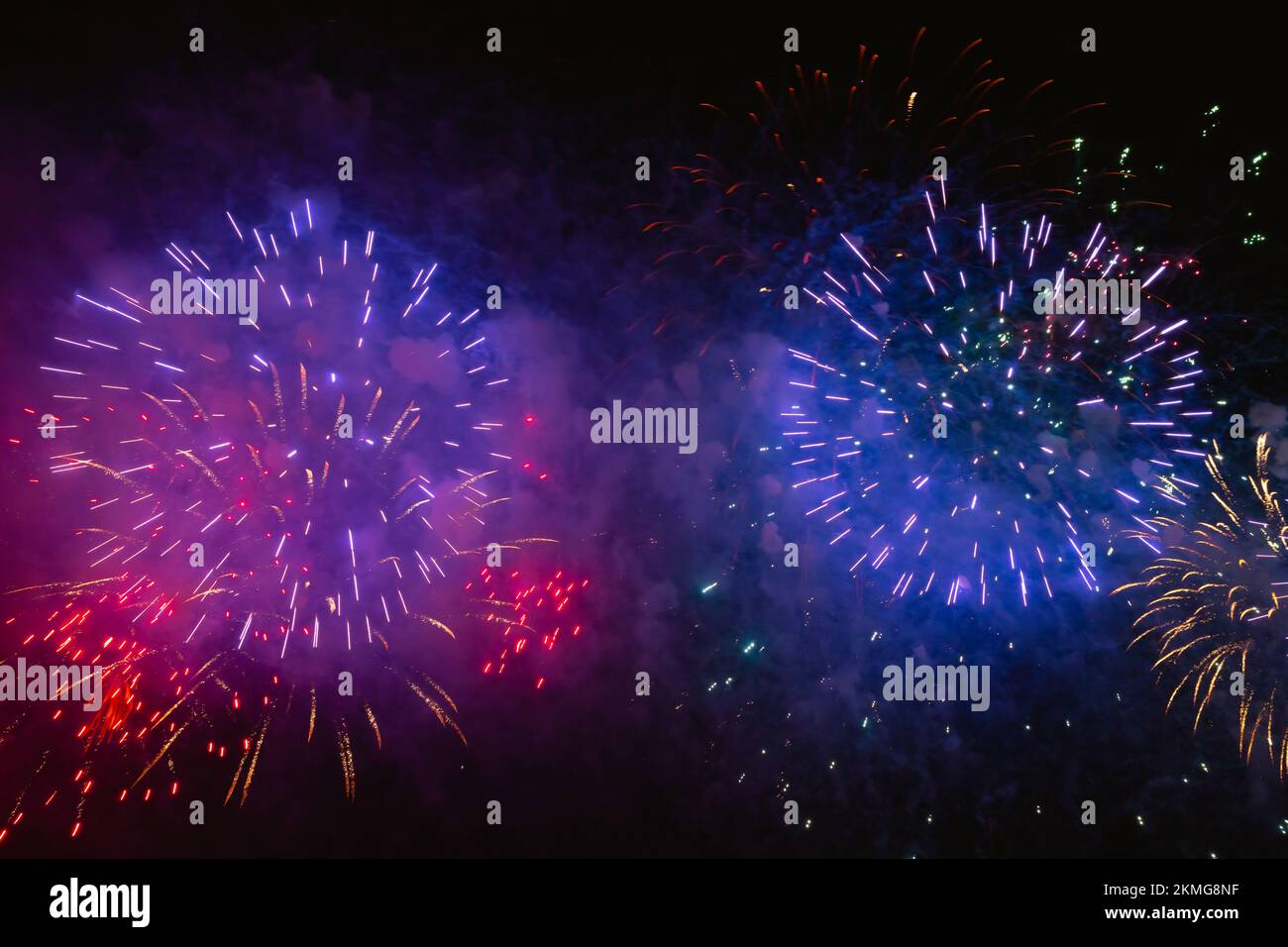 Celebration fireworks party hi-res stock photography and images - Alamy