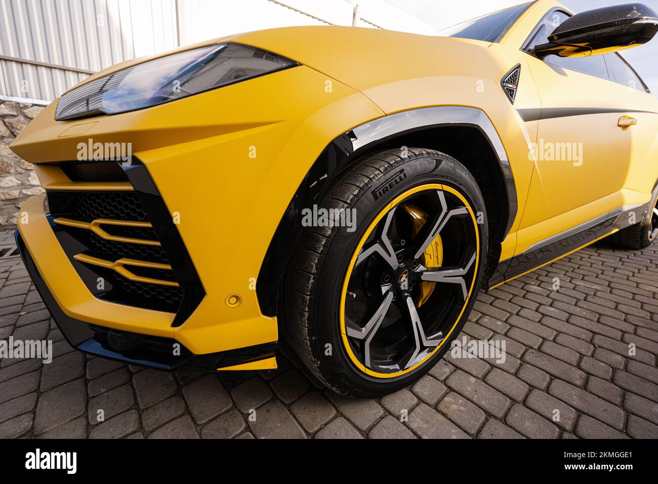 Lamborghini urus off road hi-res stock photography and images - Alamy