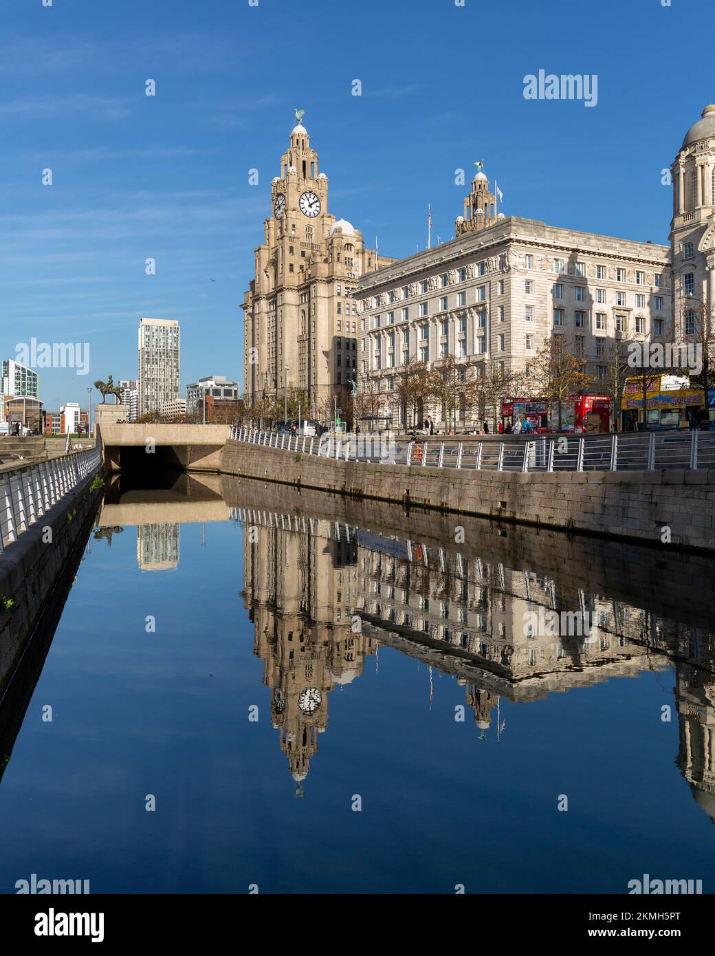 Liverpool architecture hi-res stock photography and images - Alamy