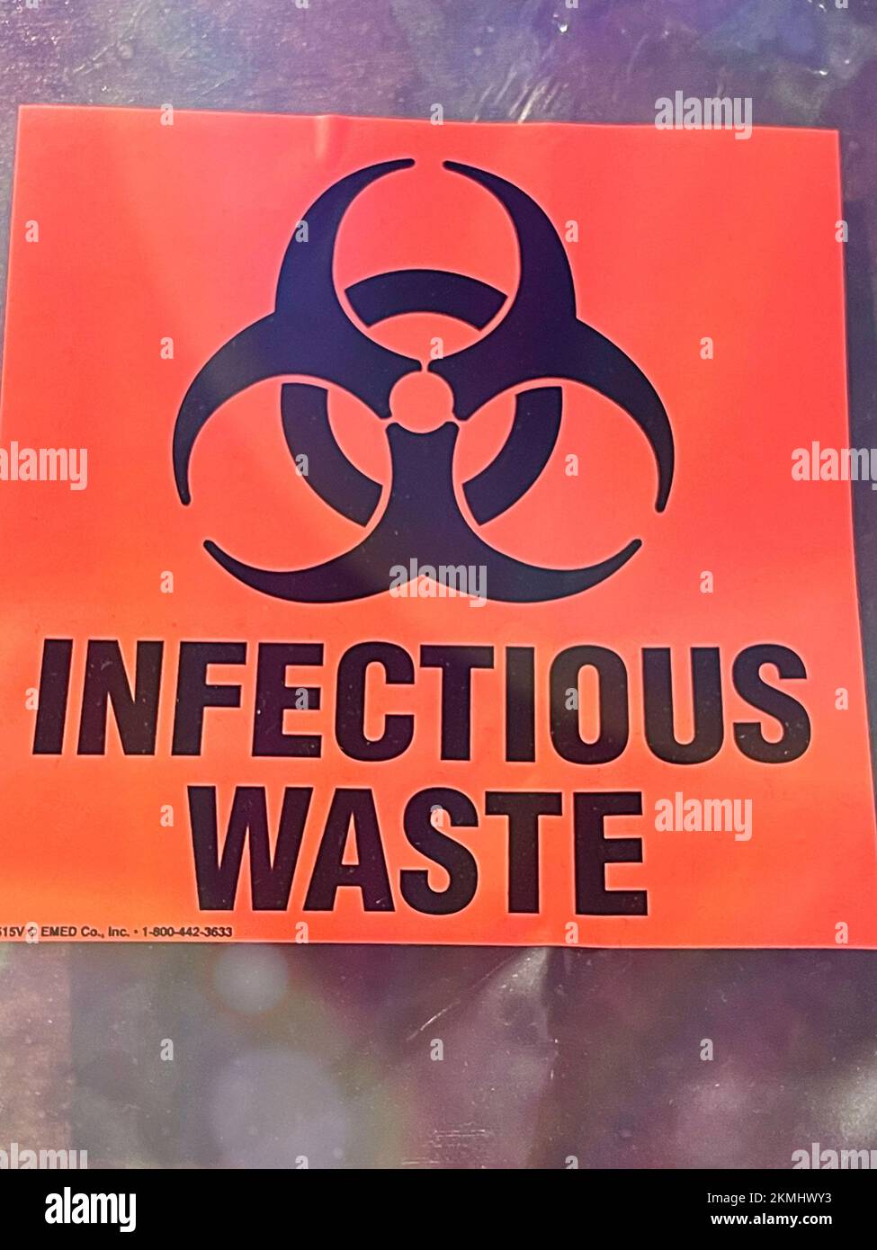 Infectious waste sign with international symbol, USA 2022 Stock Photo ...