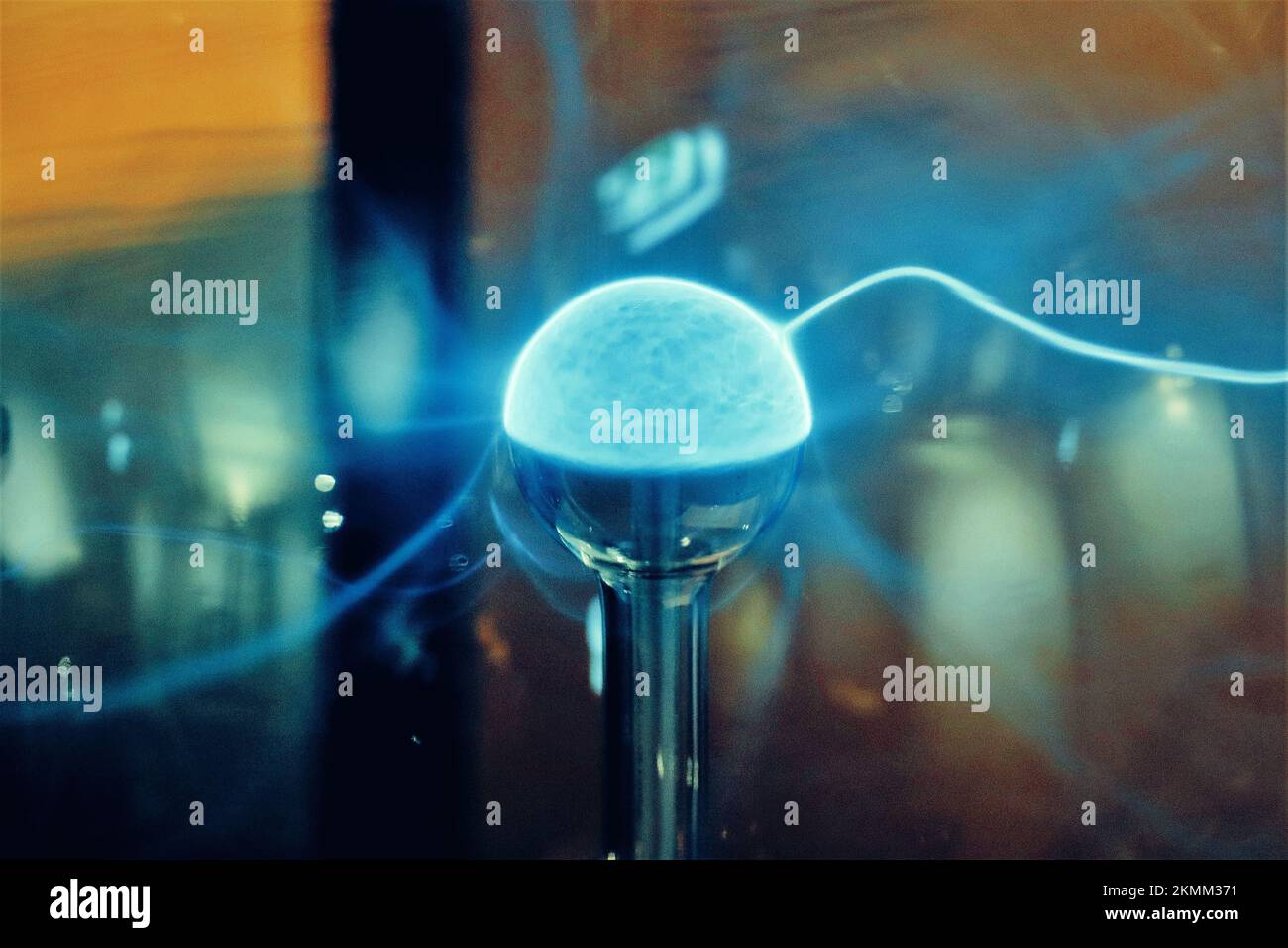 Light blue rays energy glass hi-res stock photography and images - Alamy