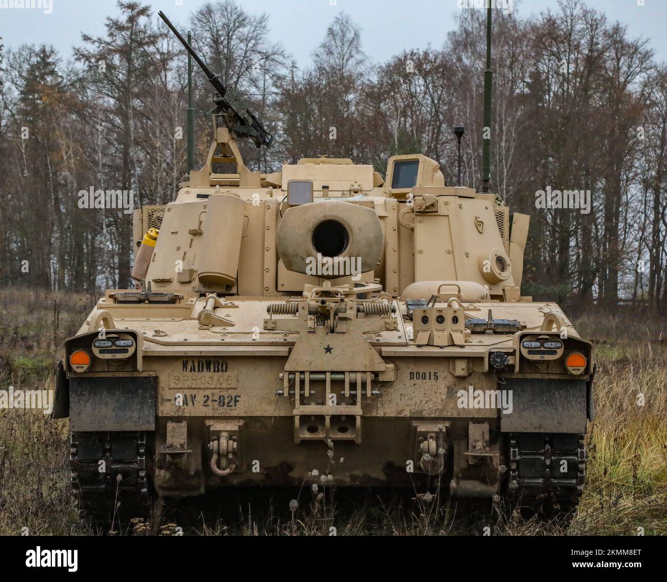U.S. Soldiers assigned to 2nd Platoon, Bull Battery, 2nd Battalion ...