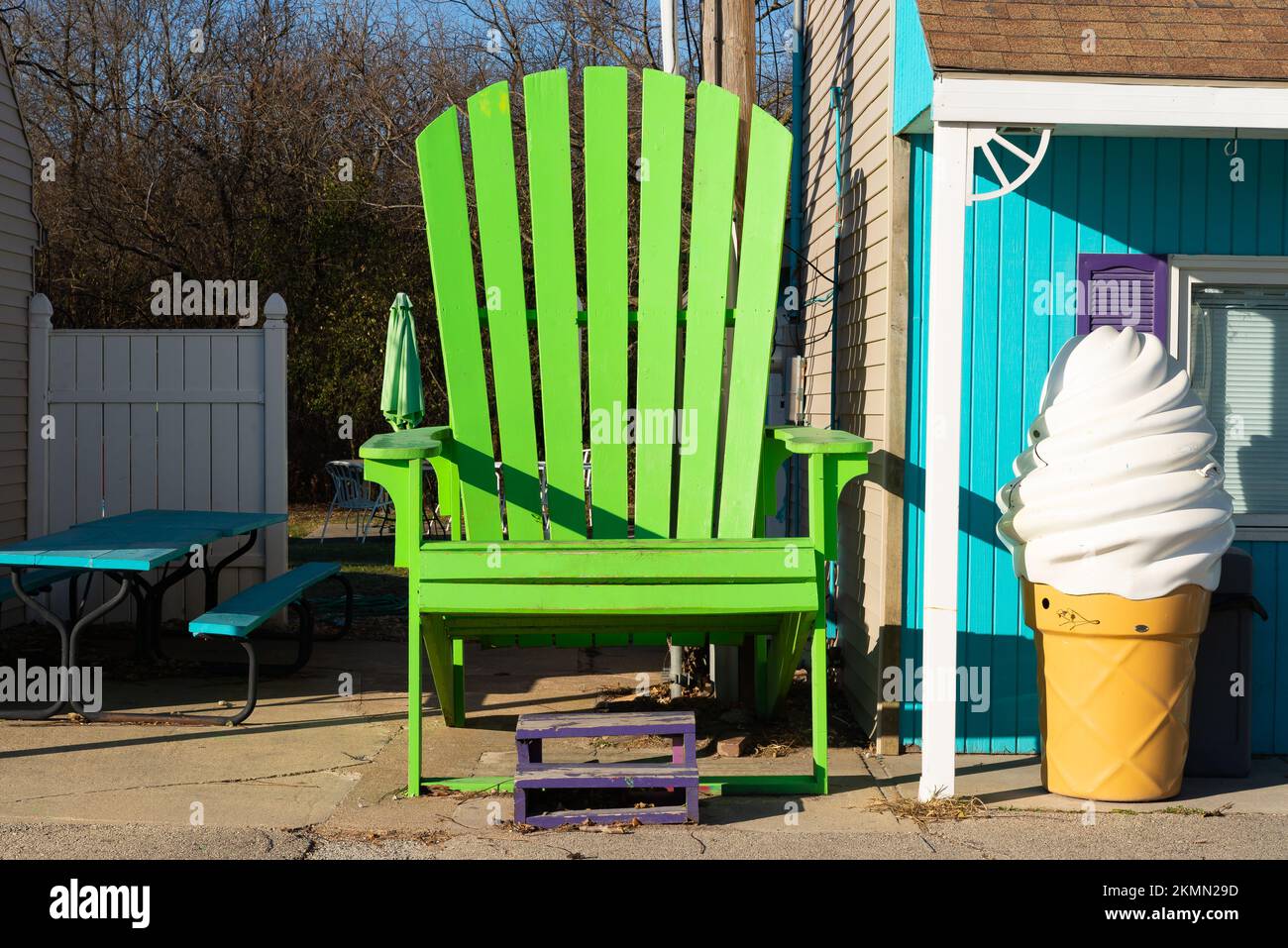 Large wooden chair in downtown North Utica, Illinois Stock Photo - Alamy