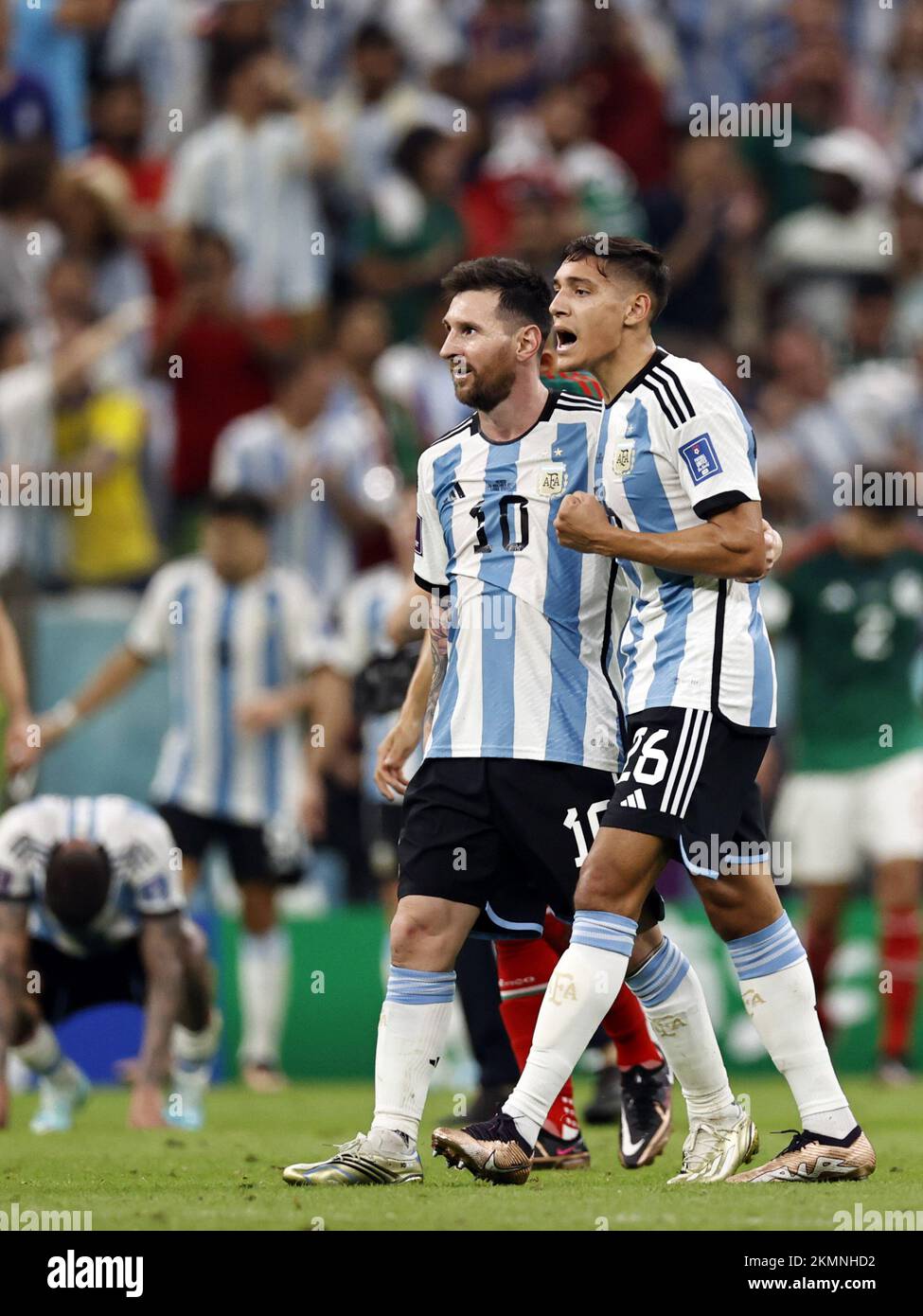 LUSAIL CITY - (l-r) Lionel Messi of Argentina, Nahuel Molina of ...