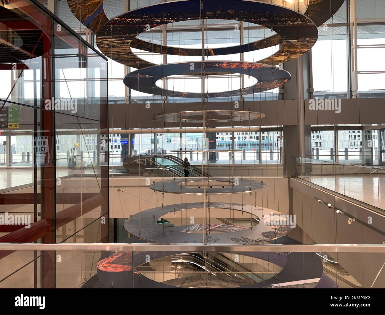 Elizabeth, New Jersey, USA. 15th Nov, 2022. Artist Karen Oliver of ...