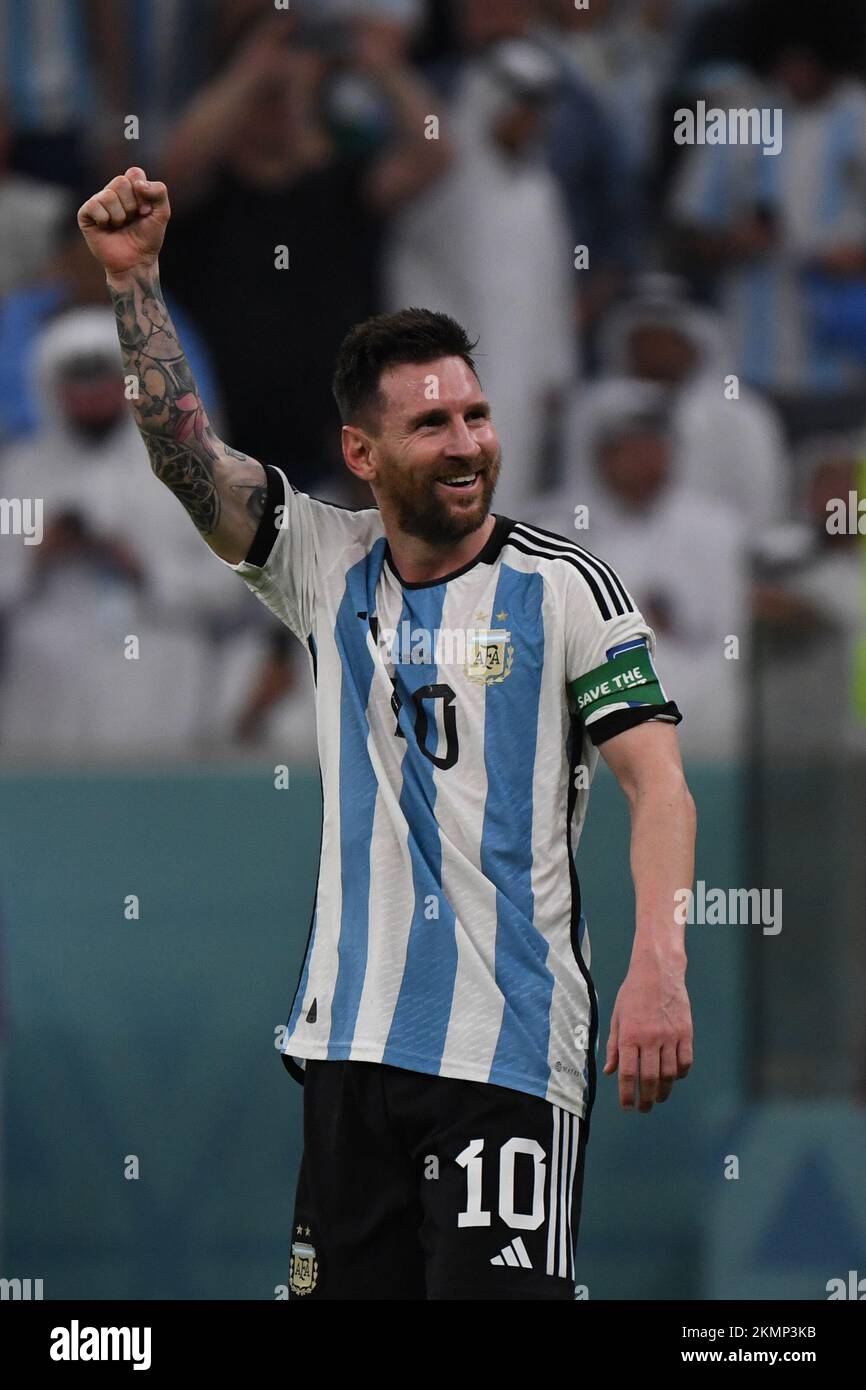 World cup argentina messi celebration hi-res stock photography and ...