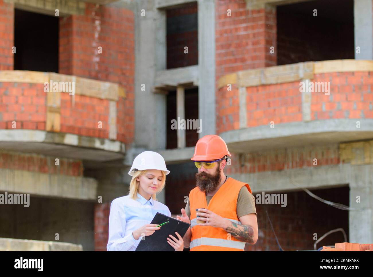 Construction team communication concept. Relationships between ...