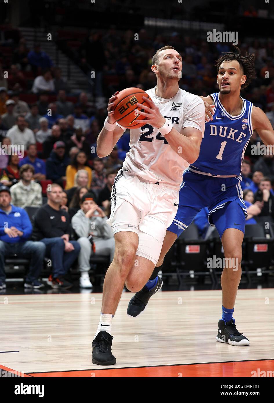 November 25, 2022: Xavier Musketeers forward Jack Nunge (24) goes to ...