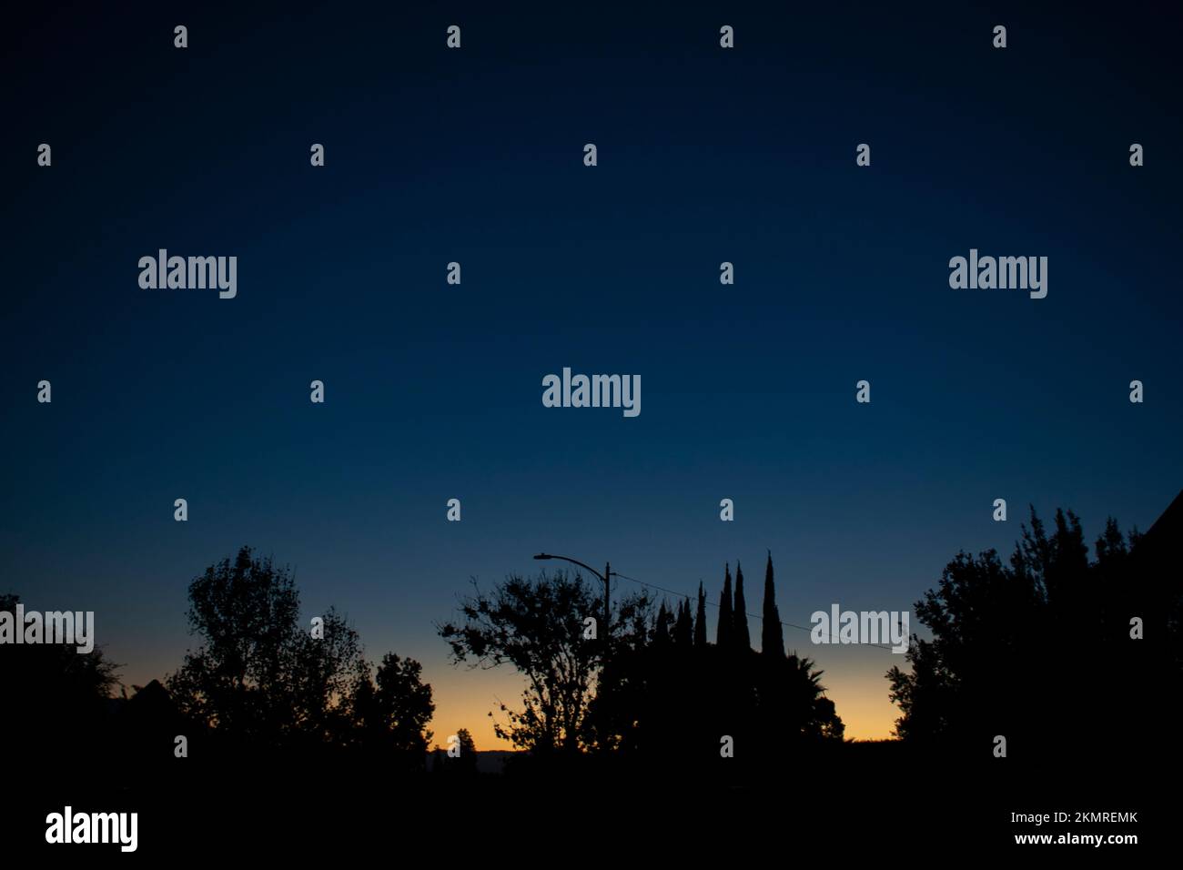 Navy blue gradient hi-res stock photography and images - Alamy