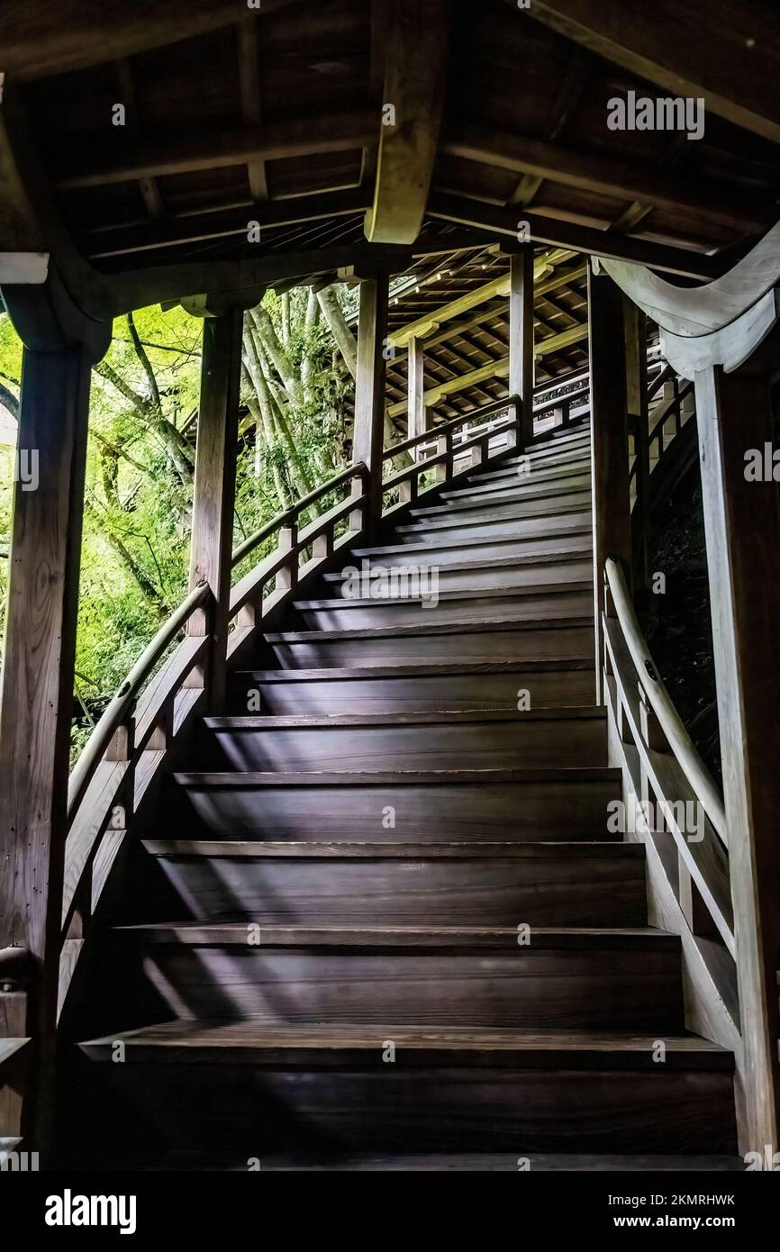 Beautiful wooden stairs of ancient Eikando Temple in Kyoto Japan Stock ...