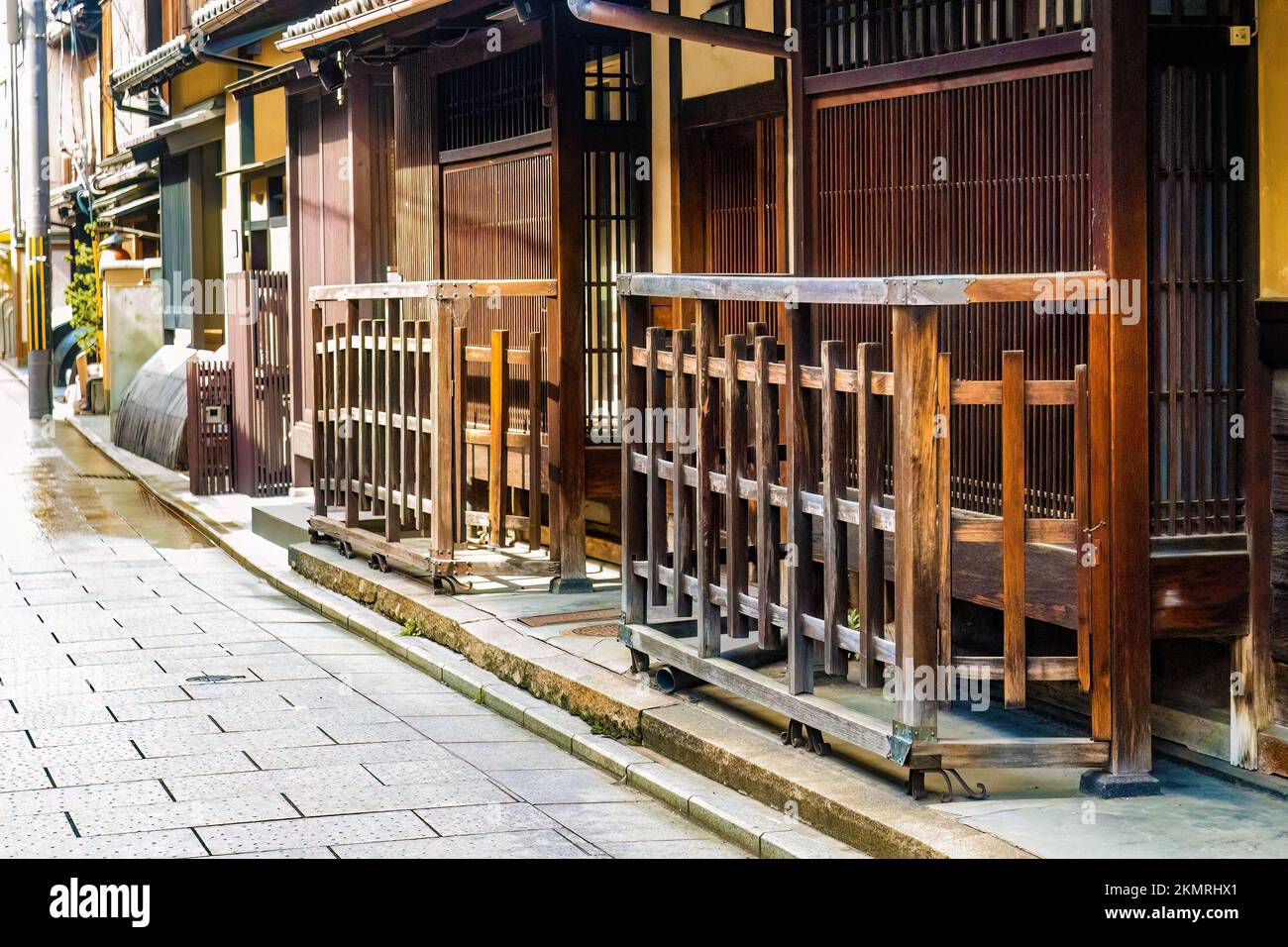 Gion old district hi-res stock photography and images - Alamy