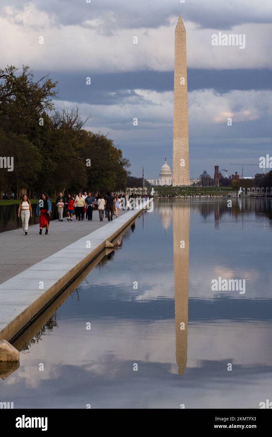 Washington Monument, US Capitol and the Reflecting Pool, Washington, DC ...