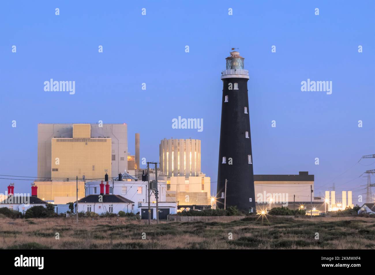 England, Kent, Dungeness, The Old Lighthouse and Dungeness Nuclear ...