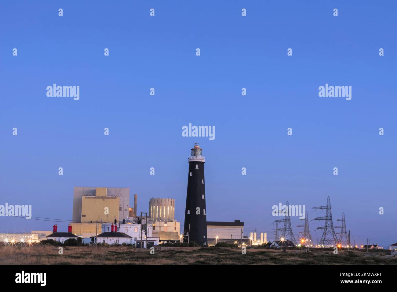 England, Kent, Dungeness, The Old Lighthouse and Dungeness Nuclear ...