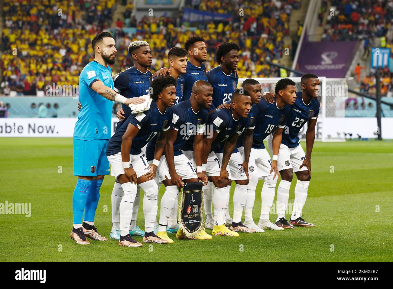 Al Rayyan, Qatar. 25th Nov, 2022. Ecuador team group line-up (ECU ...