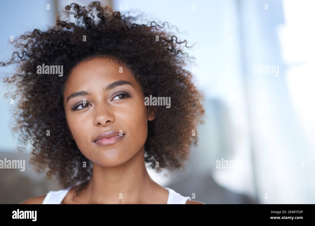 Thinking beauty things attractive hi-res stock photography and images ...