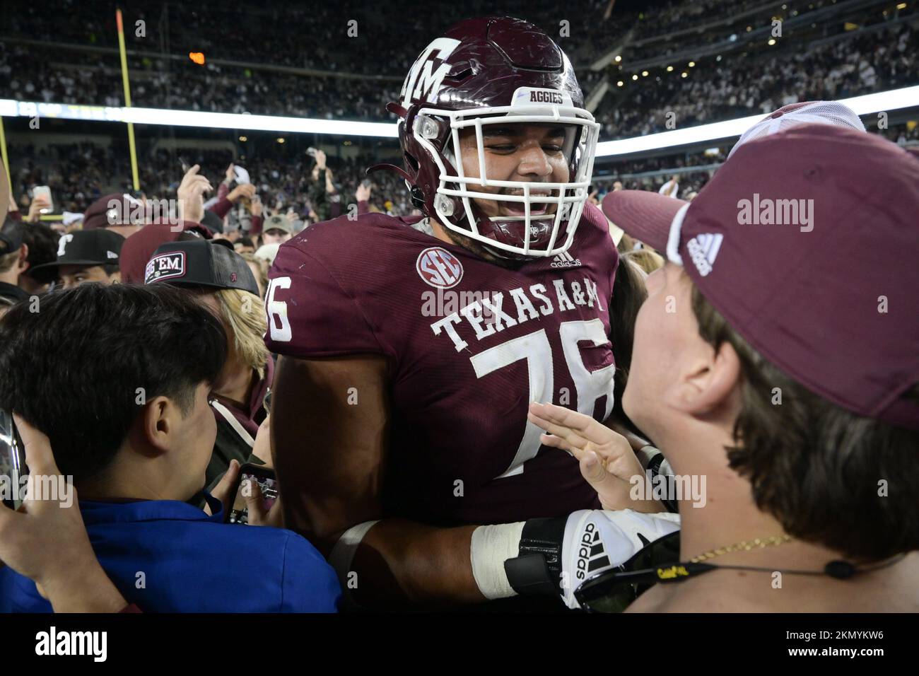 College Station, TX, USA. 26th Nov, 2022. Texas A&M Aggies offensive ...