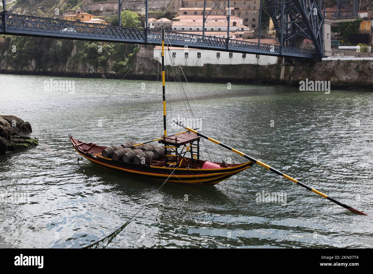 Oporto douro barge hi-res stock photography and images - Alamy