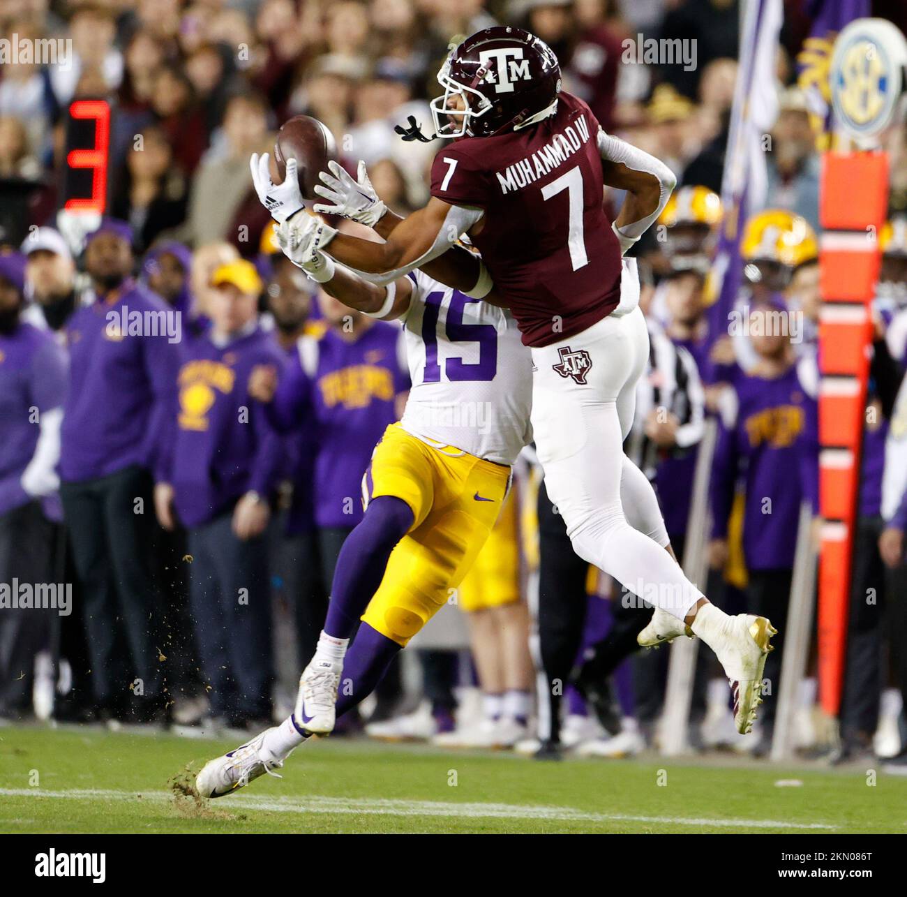 November 26, 2022: Texas A&M wide receiver Moose Muhammad III (7 ...