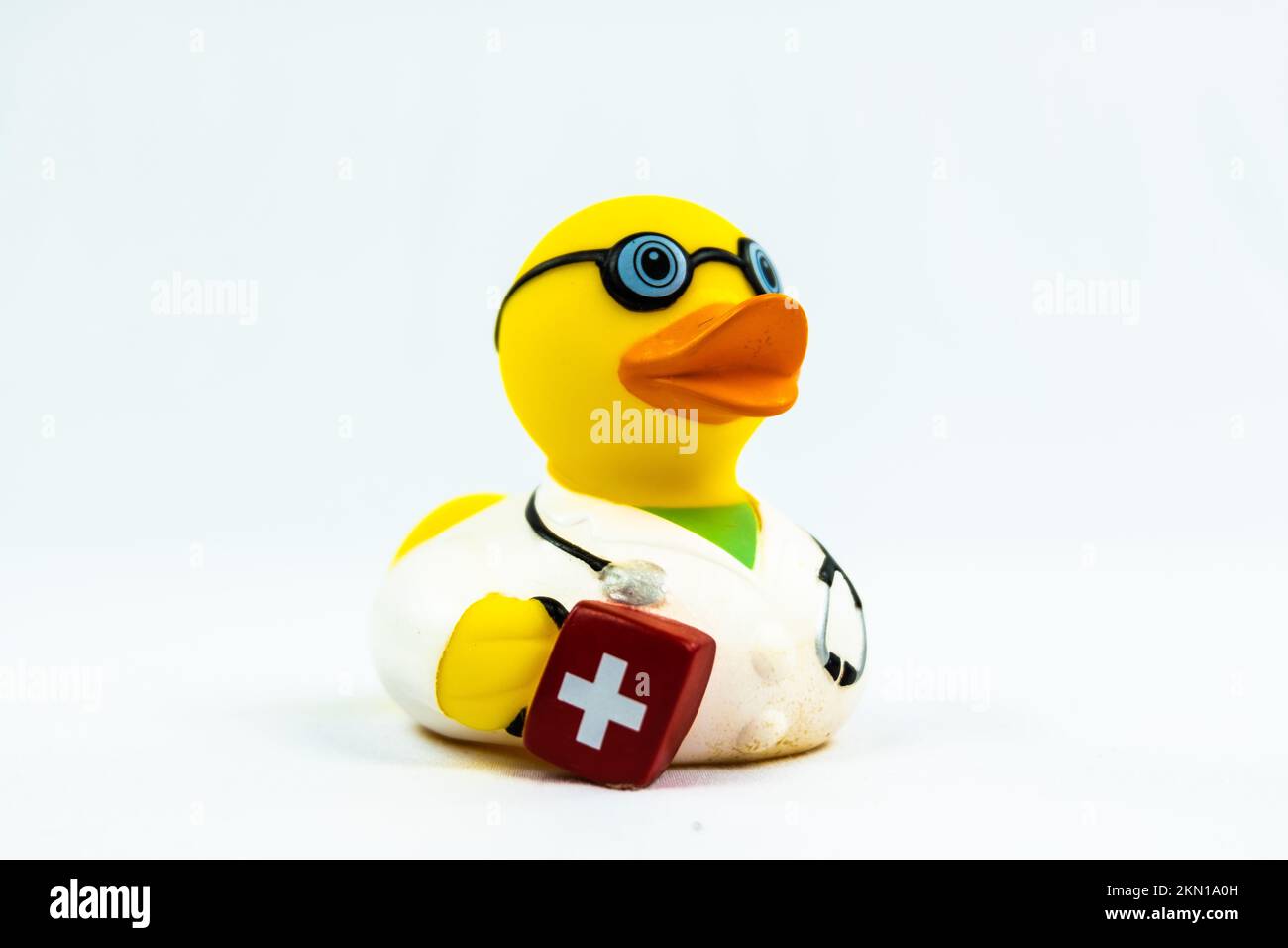 Doctor duck hi-res stock photography and images - Alamy