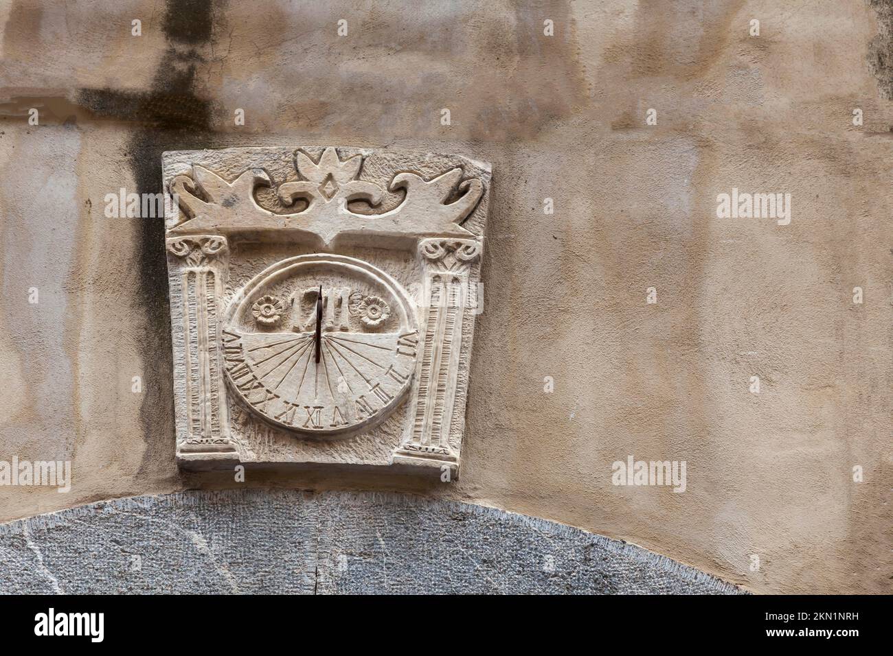 Small sundial on a house facade, Taormina, Sicily, Italy, Europe Stock ...