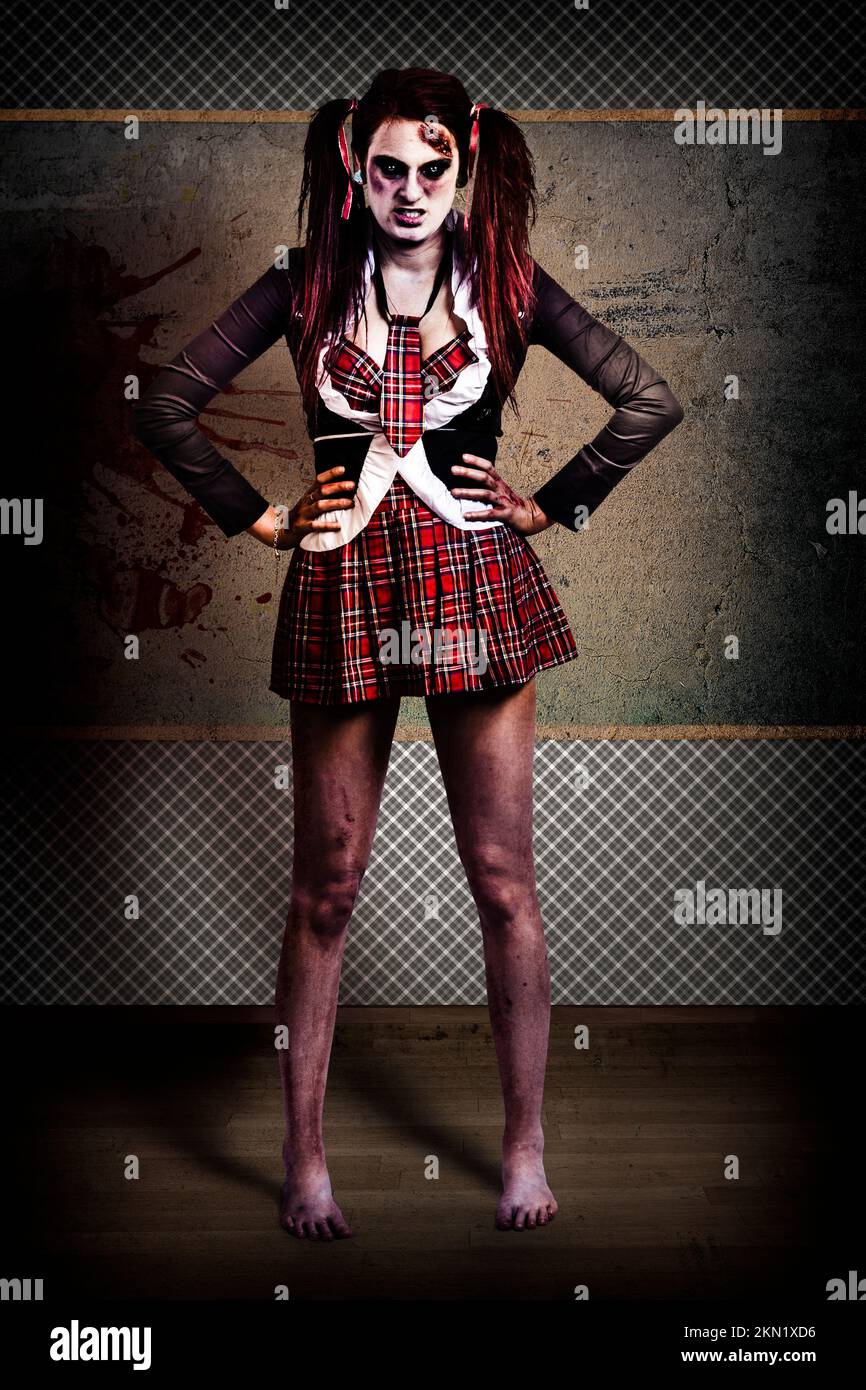 Girl wearing too much makeup school hi-res stock photography and images ...