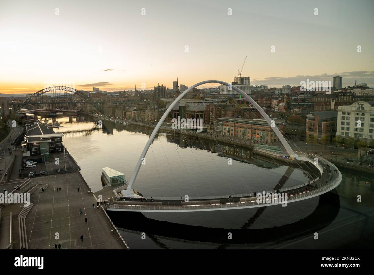 Gateshead Millennium Bridge and Tyne Bridge Stock Photo - Alamy
