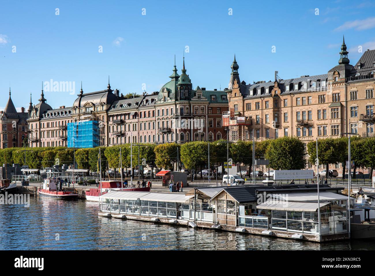 Buildings waterfront stockholm hi-res stock photography and images - Alamy