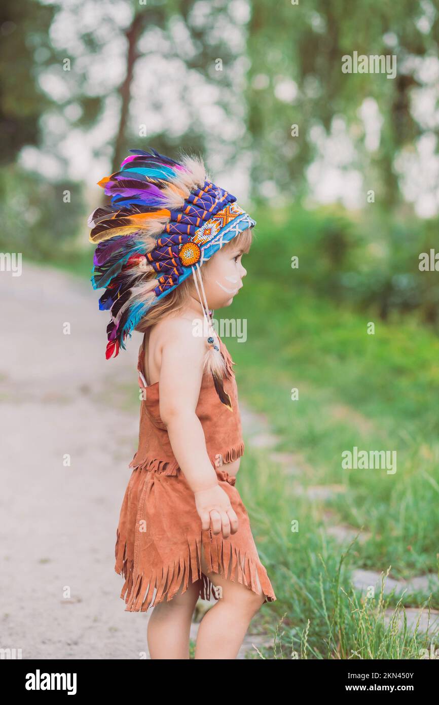 Cute baby dressed in traditional Native Americanс costume Stock Photo ...