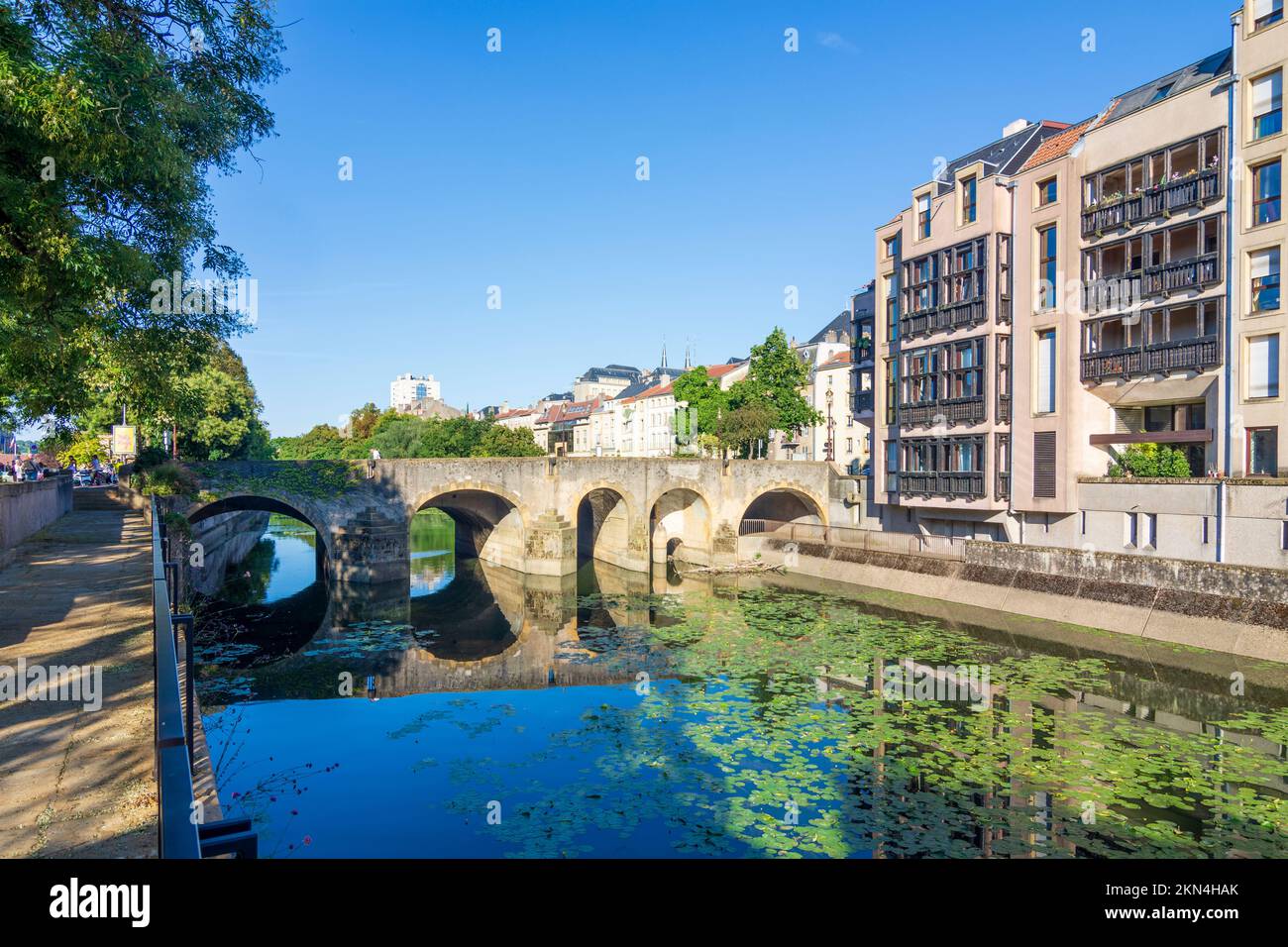Metz: river Moselle, Old Town in Lorraine (Lothringen), Moselle (Mosel ...