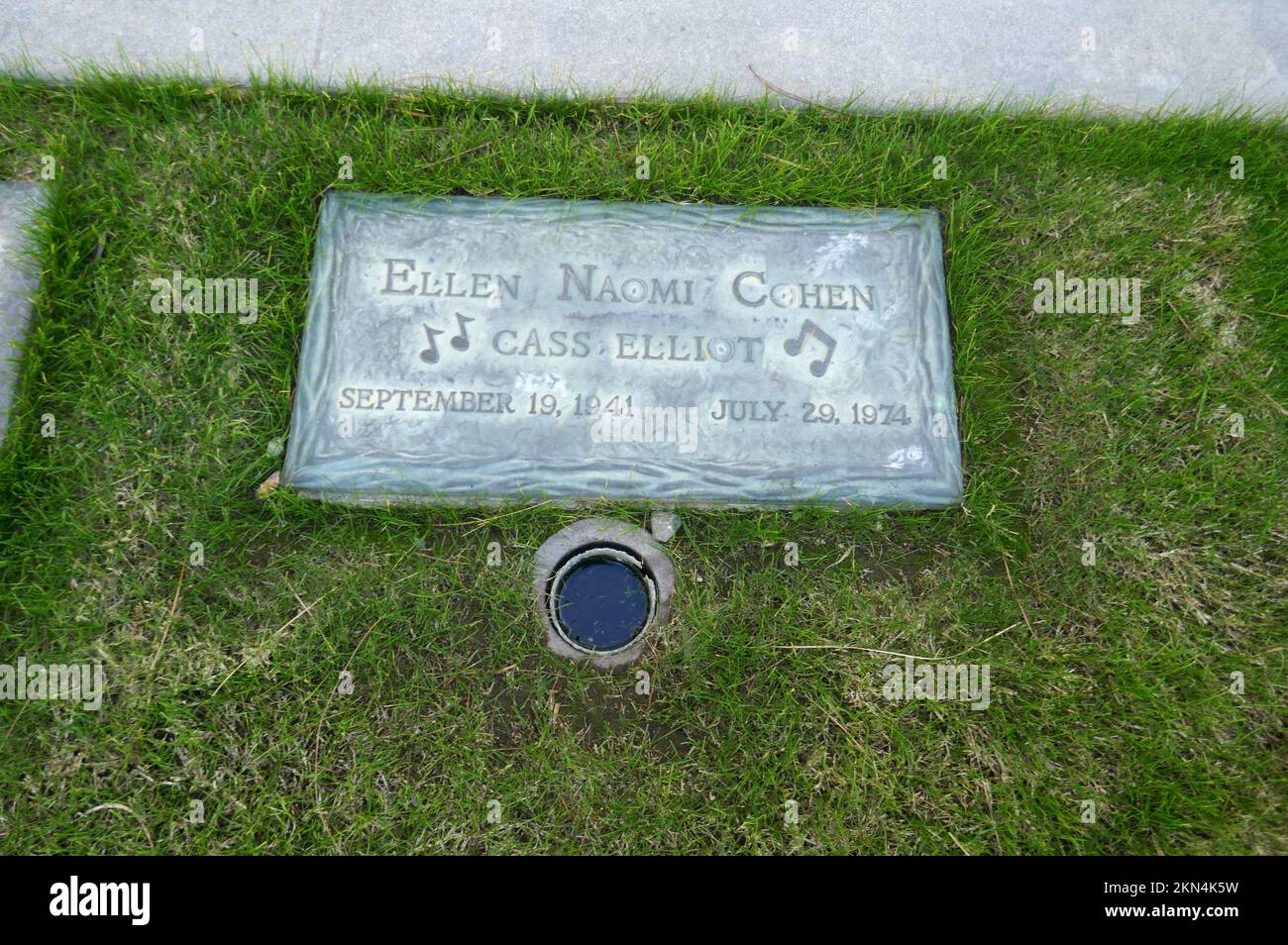 Los Angeles, California, USA 25th November 2022 Singer Mama Cass Elliot ...