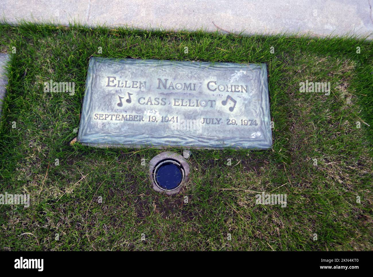 Los Angeles, California, USA 25th November 2022 Singer Mama Cass Elliot ...