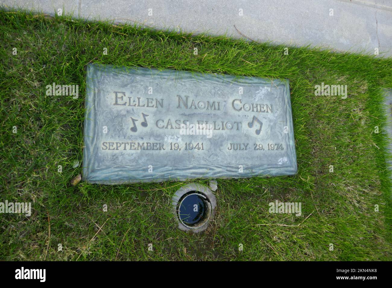 Los Angeles, California, USA 25th November 2022 Singer Mama Cass Elliot ...