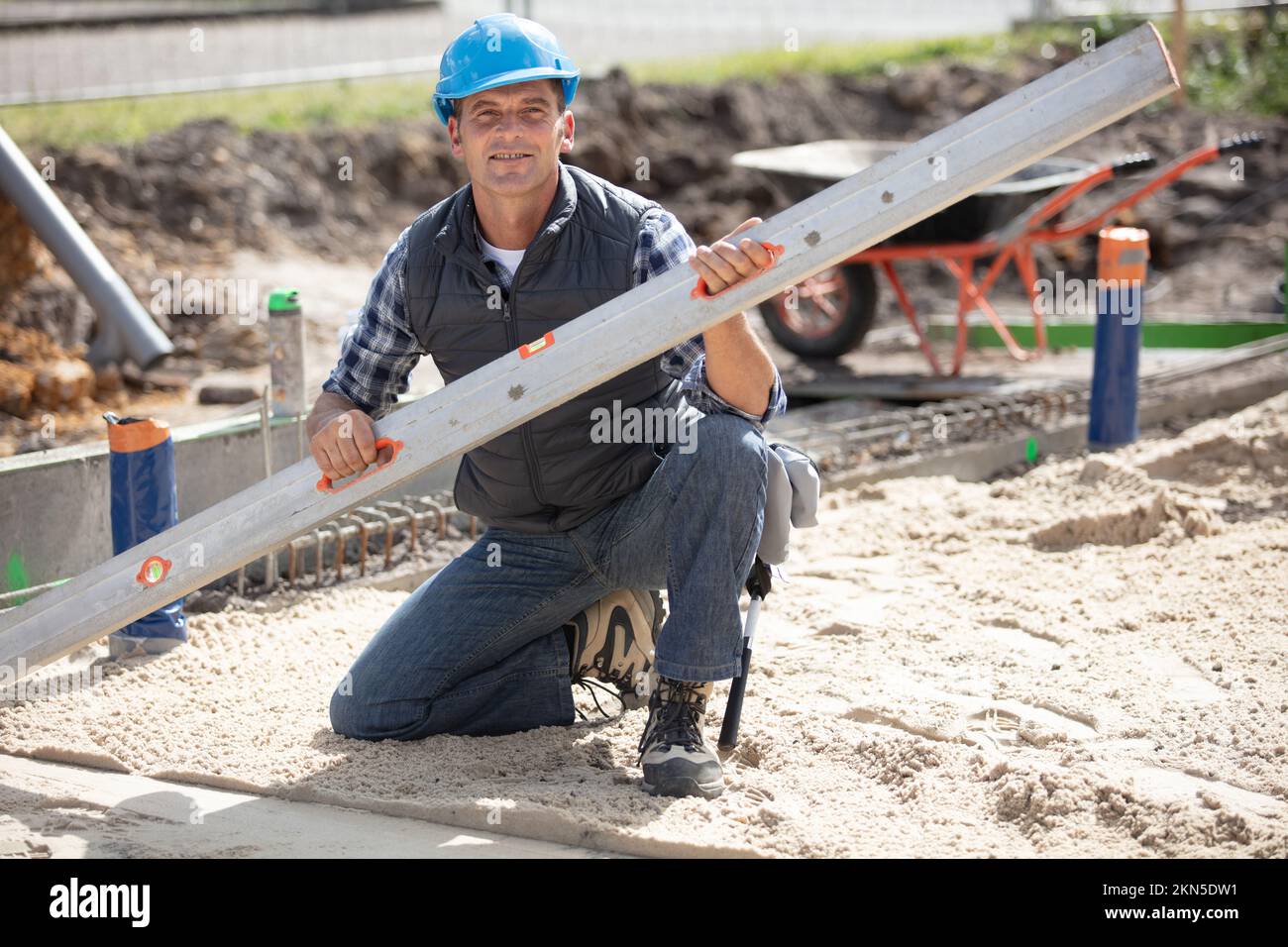 man making a net of steel bars Stock Photo - Alamy
