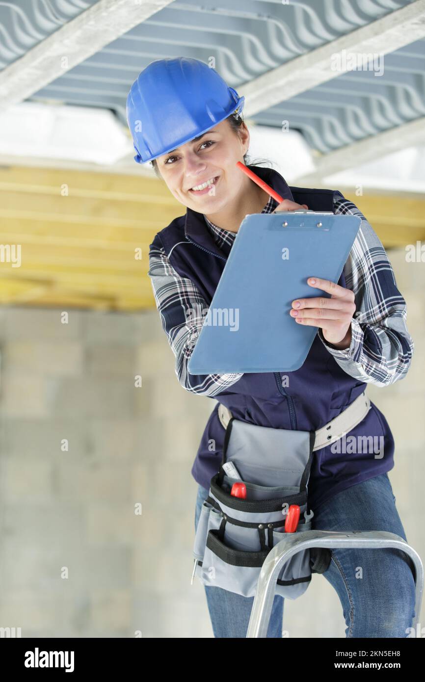 Scaling ladder hi-res stock photography and images - Alamy