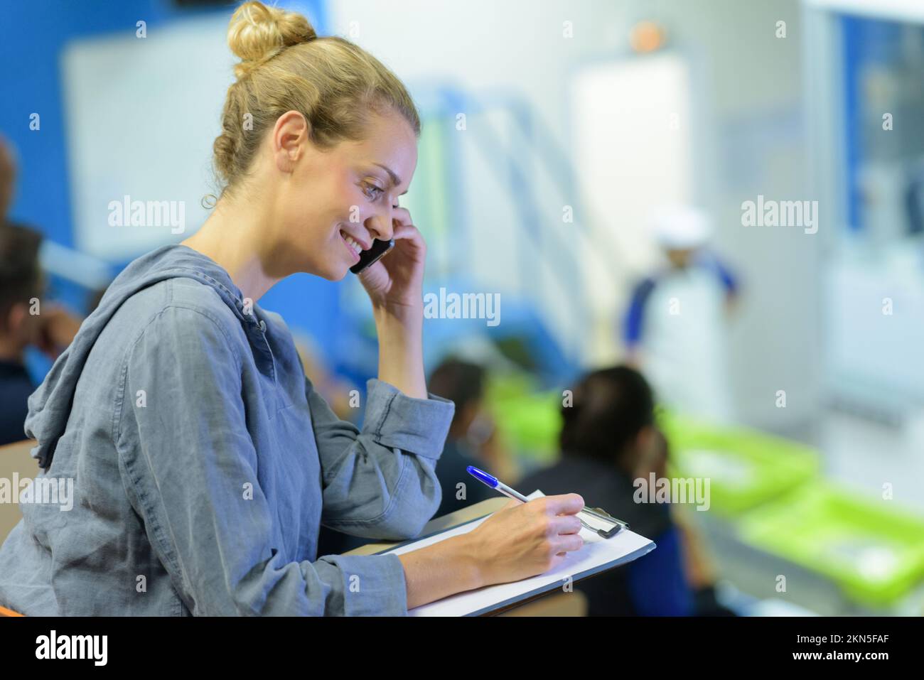College girl clipboard hi-res stock photography and images - Alamy