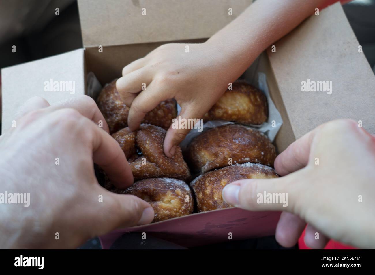 Malasadas leonard’s bakery hi-res stock photography and images - Alamy